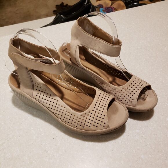 Clarks | Shoes | Clarks Reedly Juno Wedge Womens 85 M Pink Strappy ...